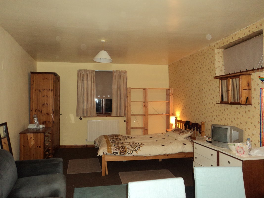  Bedsit Granny Flat Room To Rent From SpareRoom