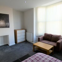 Rooms for rent Hull flatshare Hull house share rooms to let