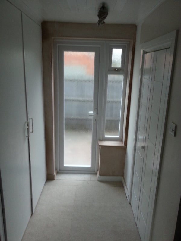 'Self-contained, ensuite, own front door, Nr town' Room to Rent from ...