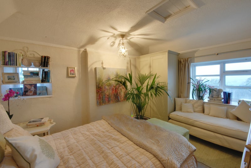 'The Well House - Beautiful Home Draycott, Somerset' Room to Rent from ...