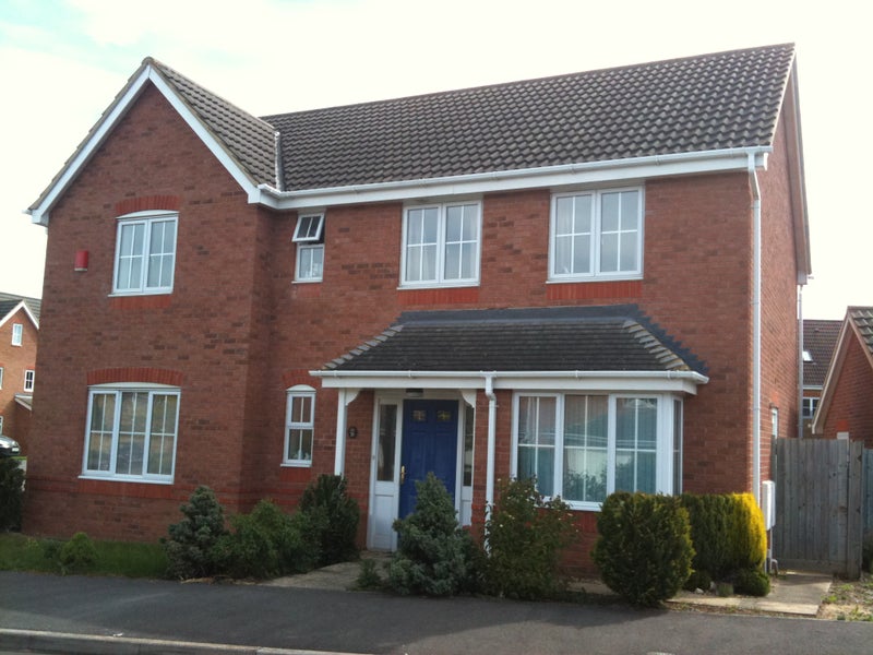 '4 bed detached house' Room to Rent from SpareRoom