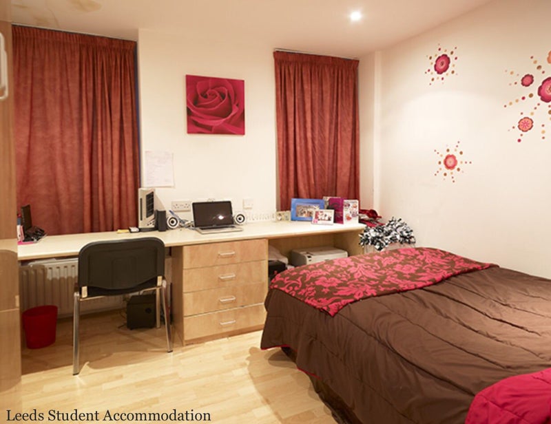 'Eldon Court Studio Available ' Room to Rent from SpareRoom