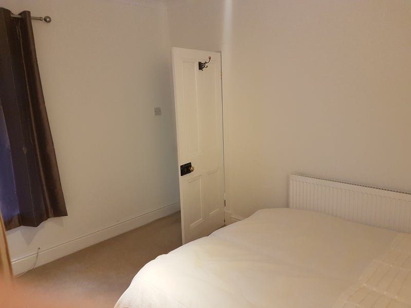 'Double Room for Rent in Newbridge, Gwent' Room to Rent from SpareRoom