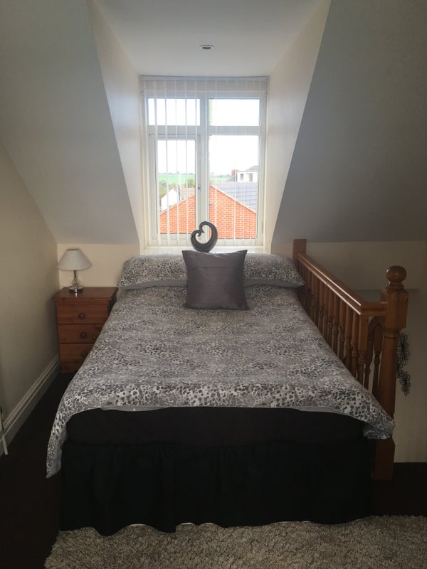 'Bedsit to let, two storey fully furnished ' Room to Rent from SpareRoom