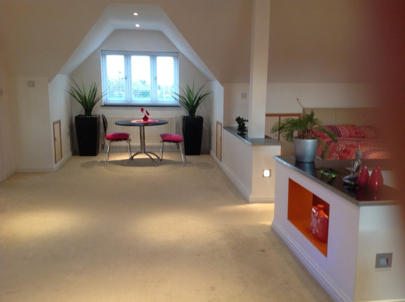 'Large studio apartment' Room to Rent from SpareRoom