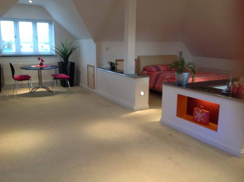 'Large studio apartment' Room to Rent from SpareRoom