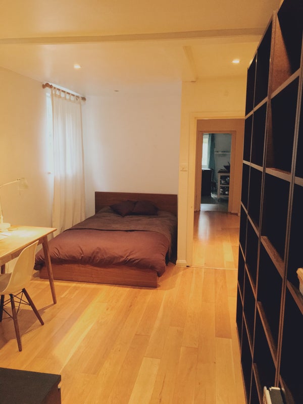 'Large double room, walk-in closet, garden' Room to Rent from SpareRoom