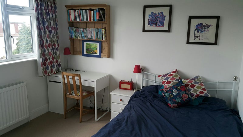 'Light spacious loft double bedroom in family home,' Room to Rent from ...