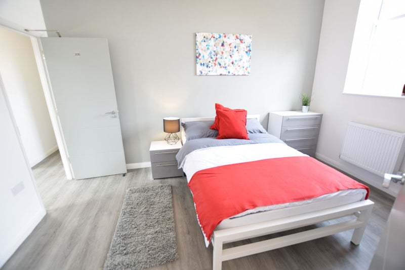 Oxford House - Luxury Studio Suite’s*** ' Room to Rent from SpareRoom