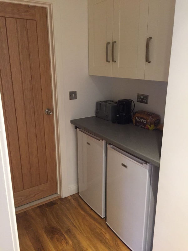 'Hotel Like Serviced Rooms - Brand New HMO' Room to Rent from SpareRoom