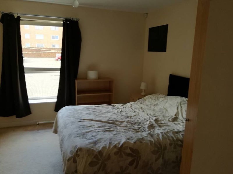 'Century Wharf Double Room, Cardiff Bay' Room to Rent from SpareRoom