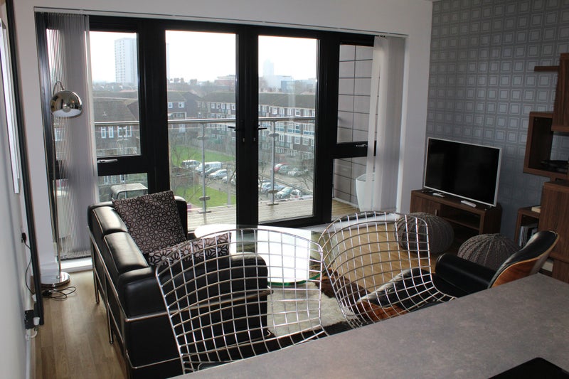 'Stunning 1 Bed Apartment in the So Bow Development' Room to Rent from ...