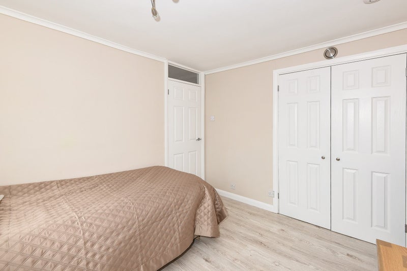 'Modern split level 2 bedroom flat (75m2)' Room to Rent from SpareRoom