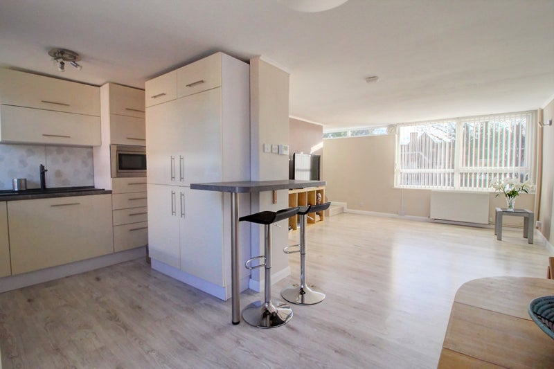 'Modern split level 2 bedroom flat (75m2)' Room to Rent from SpareRoom