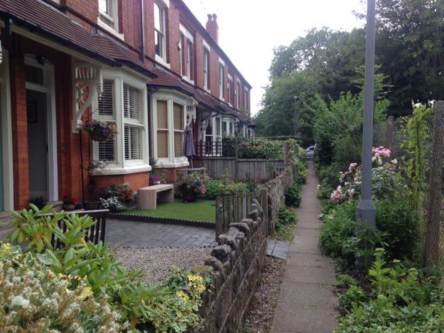 'New Housemate for the Hawthorns!' Room to Rent from SpareRoom