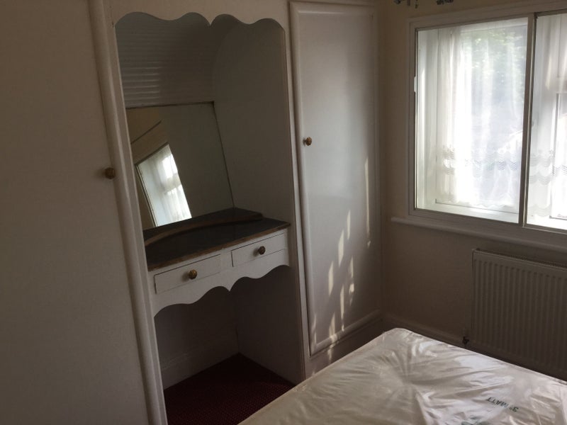 'Rooms to Rent in Colnbrook' Room to Rent from SpareRoom