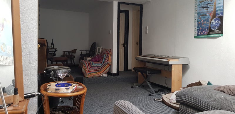 'Single room available in the historic Slade Hall' Room to Rent from ...