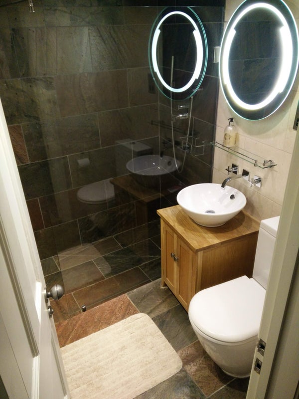 'Large, High quality room and private wet room.' Room to Rent from ...