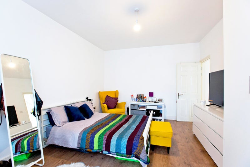 'Studio room available all bills included' Room to Rent from SpareRoom