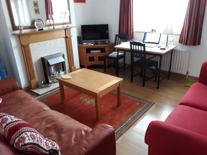 'Medium Size Bedroom in Shared House' Room to Rent from SpareRoom