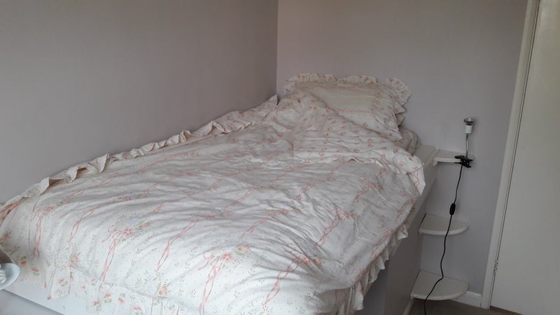 'Single room in family house in a quiet location.' Room to Rent from ...