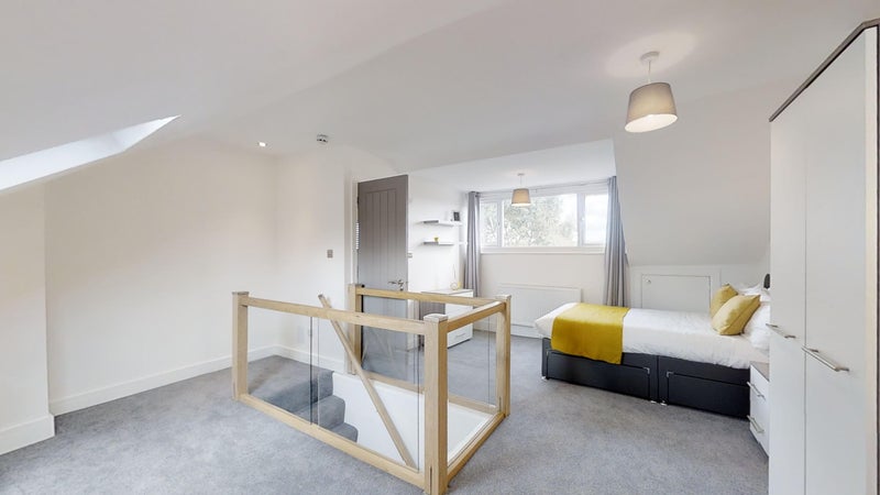 'Double En-Suite' Room to Rent from SpareRoom