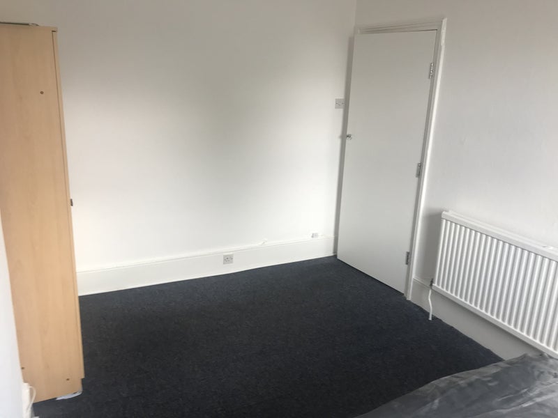 'Large Room in Stoke Newington ' Room to Rent from SpareRoom