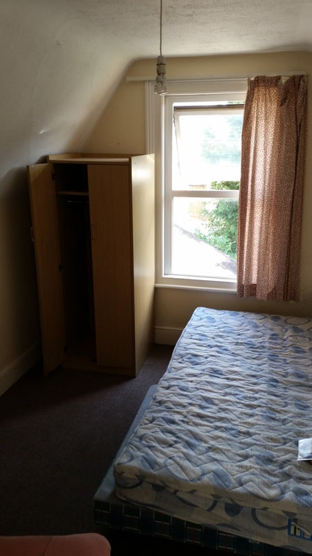 'Student rooms to rent, Reading' Room to Rent from SpareRoom
