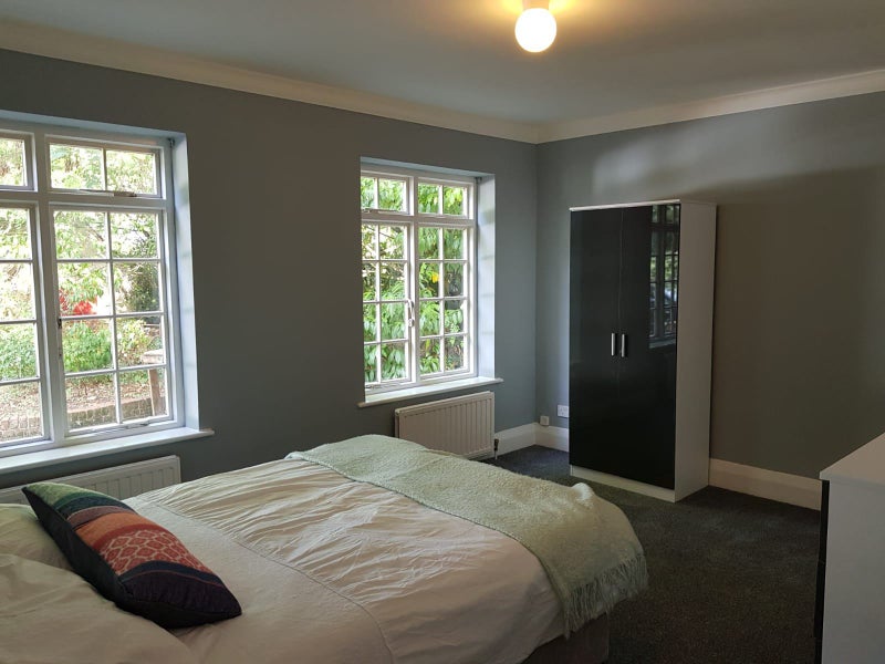 'Large Double Rooms - Large Detached House' Room to Rent from SpareRoom