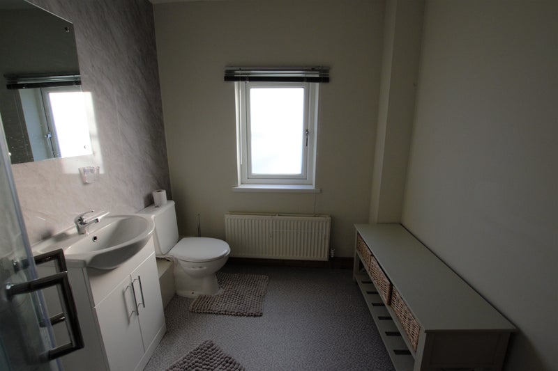 'Double rooms private baths nr WC Hosp /Sellafield' Room to Rent from ...