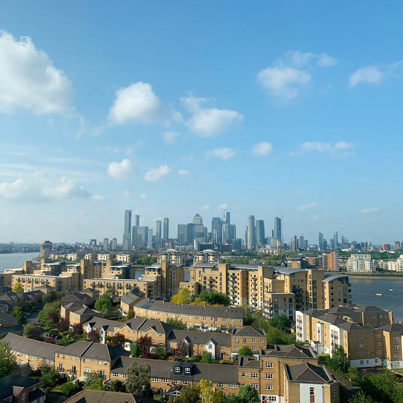 'Fantastic Views, 12th Floor Flat Share' Room to Rent from SpareRoom