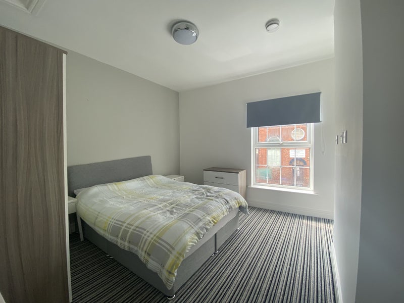 ' Quality Rooms Low Deposit' Room to Rent from SpareRoom