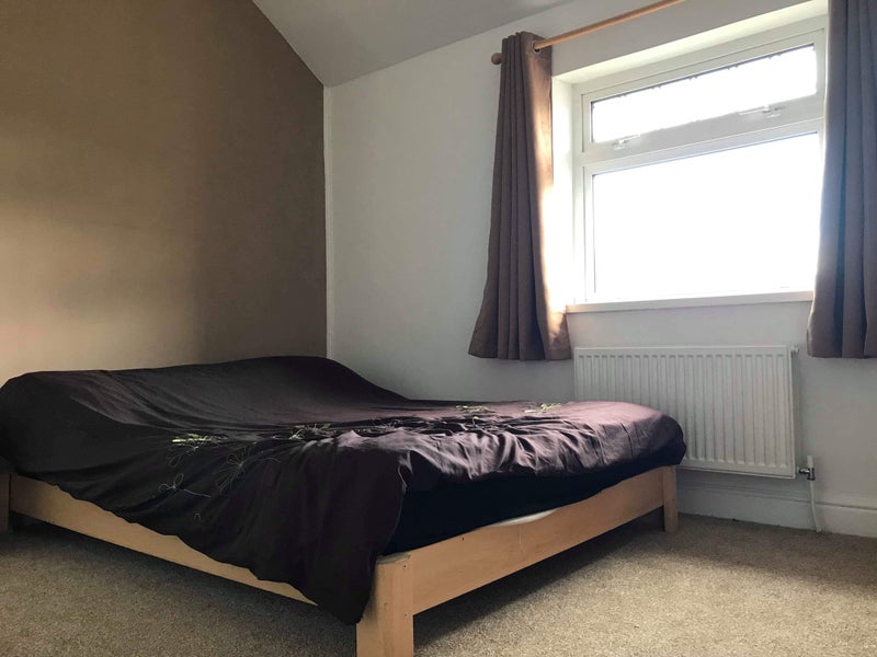 'Double &/or Single Bedroom - Bristol (2 available)' Room to Rent from ...