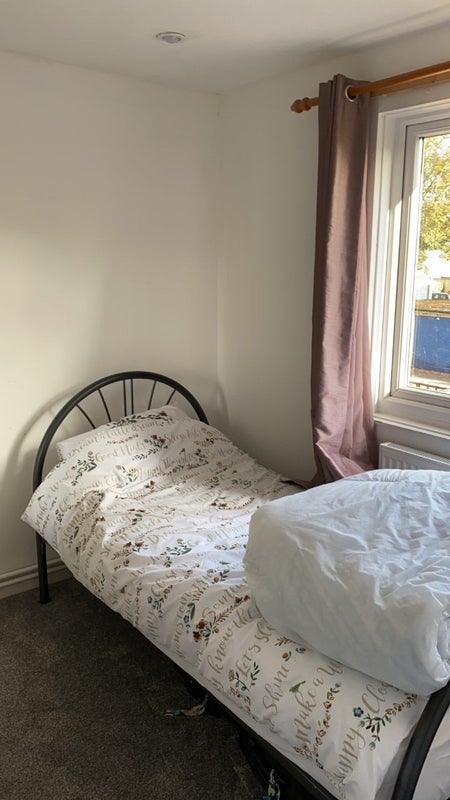 'Rooms to Let' Room to Rent from SpareRoom