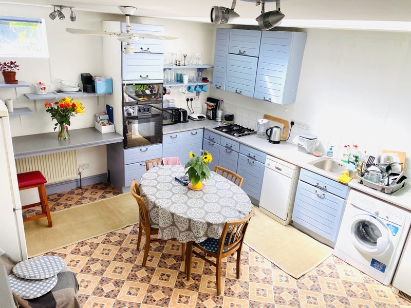 'Double room in East Sheen, Richmond SW14' Room to Rent from SpareRoom