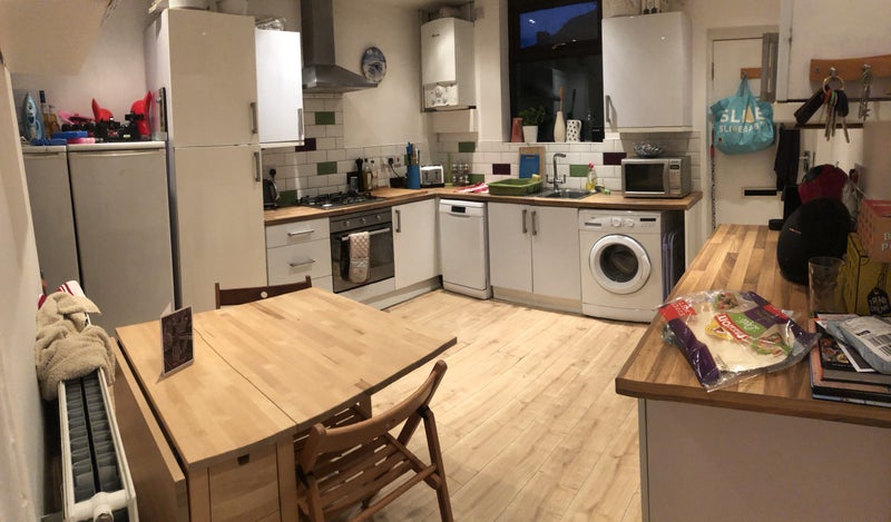 'Only One Room Left!' Room to Rent from SpareRoom