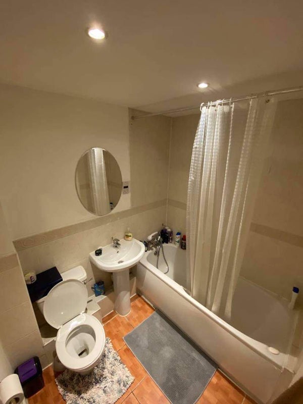 'Single room, furnished' Room to Rent from SpareRoom