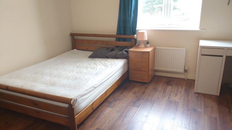 'City Centre Townhouse SO14 area' Room to Rent from SpareRoom
