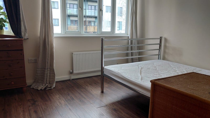 'City Centre Townhouse SO14 area' Room to Rent from SpareRoom