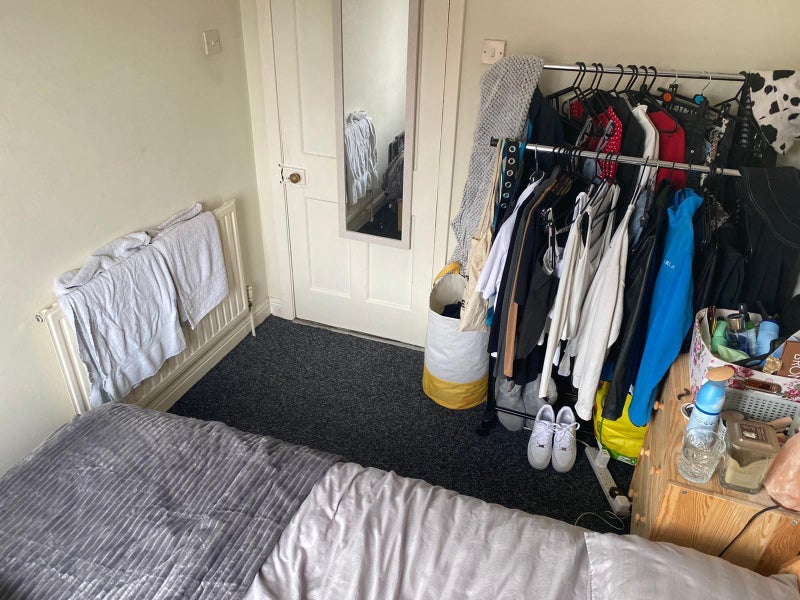 'Double Room in Friendly Houseshare Short Term Let' Room to Rent from ...