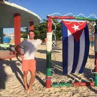 'I'm looking to house share with 2-3 other peo...' Flatmate from SpareRoom