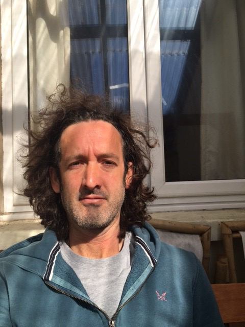 'I'm looking to house share with 2-3 other peo...' Flatmate from SpareRoom