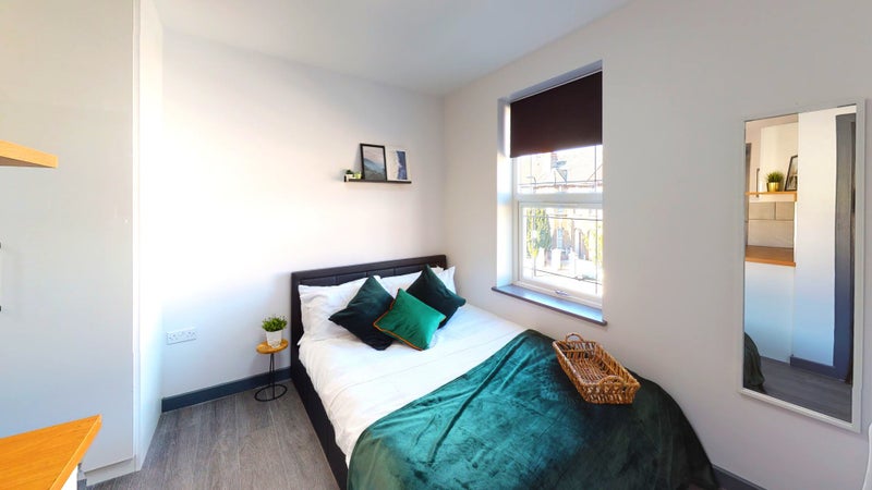 'Amazing Southall Bespoke En-Suite Studio Rooms' Room to Rent from ...