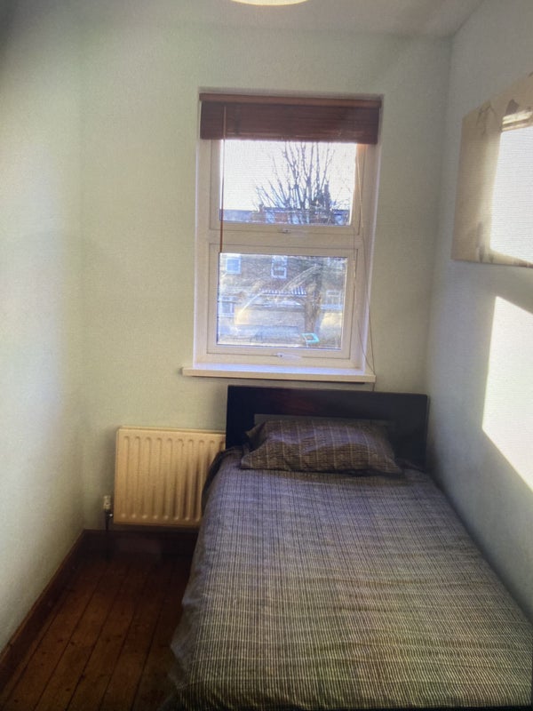 'Large single room to let ' Room to Rent from SpareRoom
