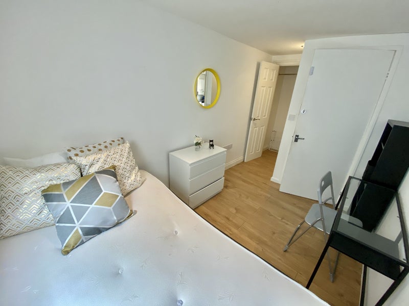 'New: Lovely Flatshare ' Room to Rent from SpareRoom