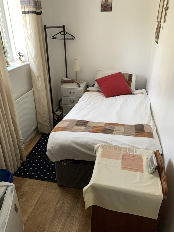 'Single Room In Family House' Room to Rent from SpareRoom