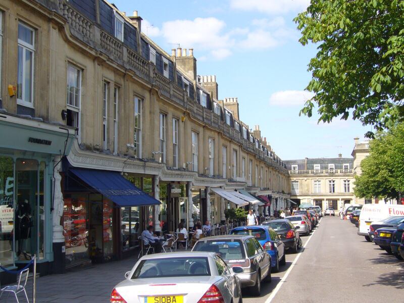 'Double room in Montpellier Cheltenham ' Room to Rent from SpareRoom