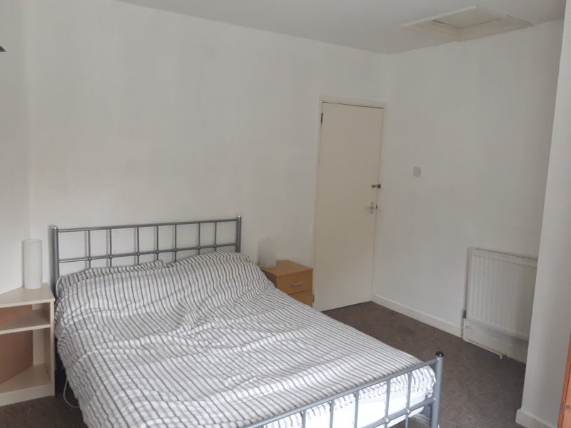 'Bright spacious double room in 2 person house' Room to Rent from SpareRoom