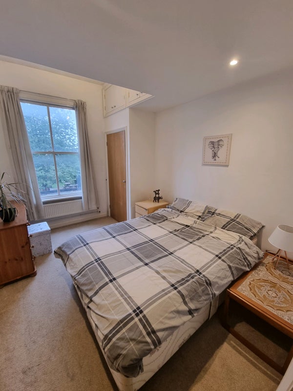 'Furnished Double Room In Two Bed Flat ' Room to Rent from SpareRoom