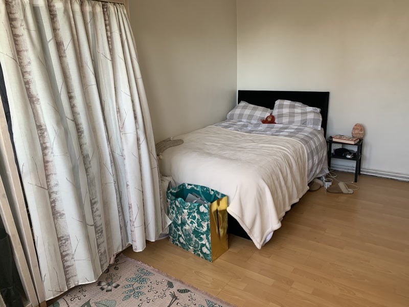 'Double Room (12m2) in lovely flat with a balcony' Room to Rent from ...